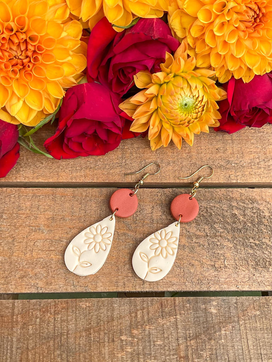 Fleur Dangles – DoubleD-Designs